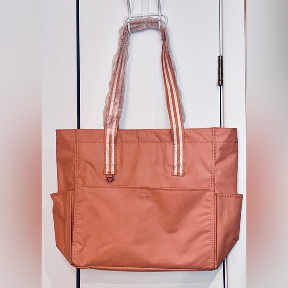 thirty-one | Bags | Nwt Thirty One Transit Tote In Coral Peach | Poshmark